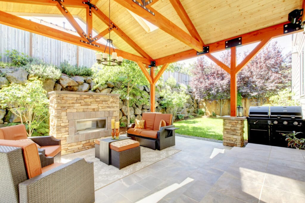 Overdekt terras: Materiaalsoorten constructie en dak & Prijzen