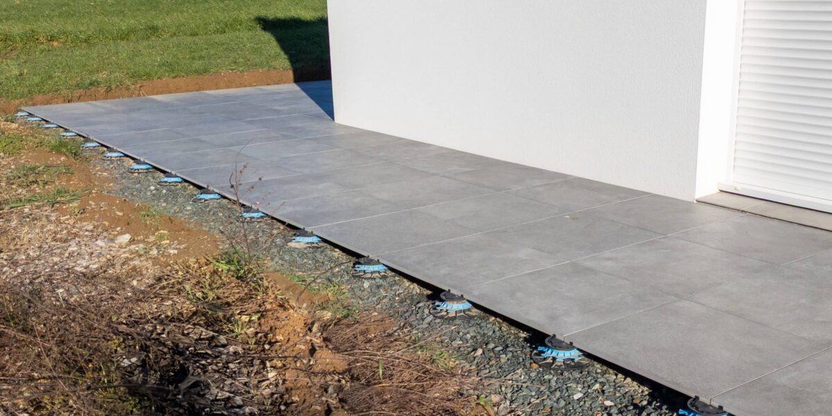 Zwevend terras: 4 voorbeelden op een rij [Overzicht]